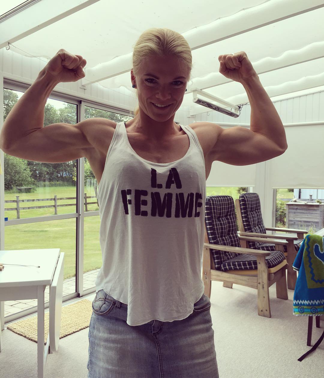 Sofia (bodyfitness_mamman)