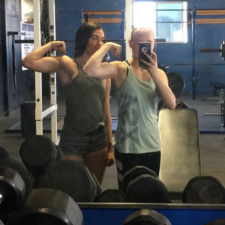 Lucy Conrad (lucy_fit444)