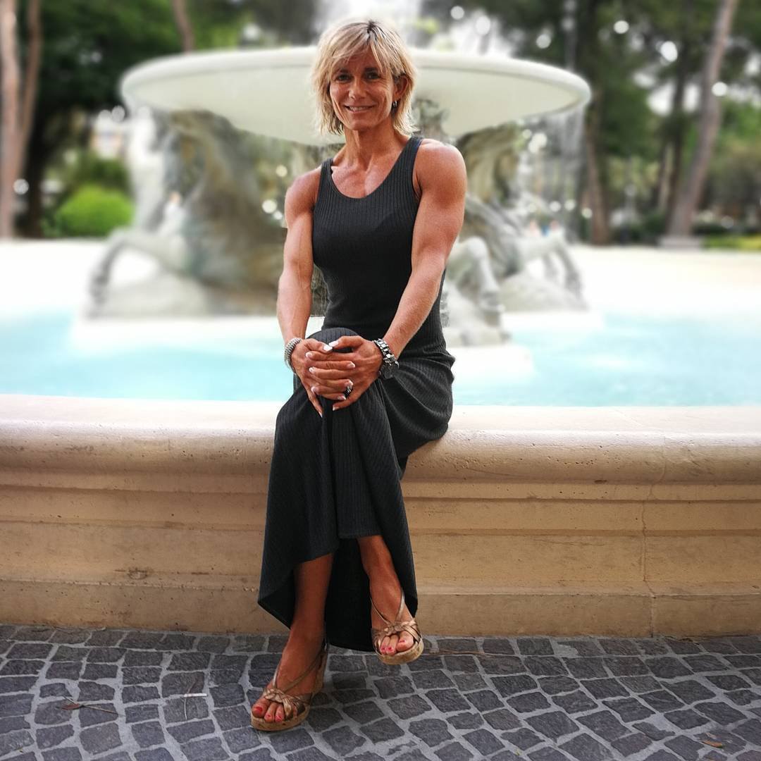 Monique Van Dijk