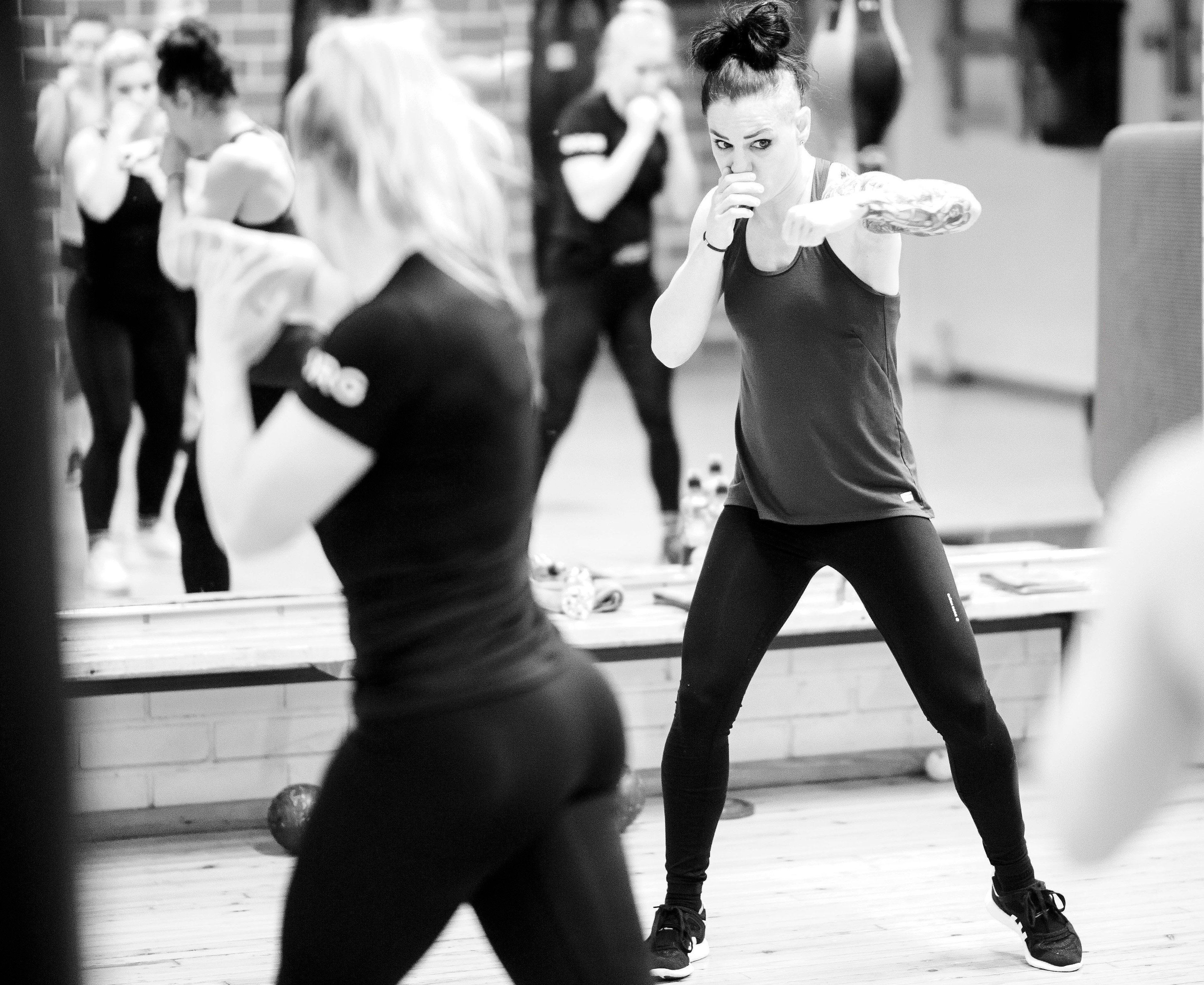 Oona Tolppanen, Eva Wahlstrom