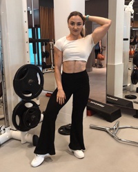 Pictures of Anna Scholz