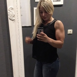 Pictures of Katha Grabbe