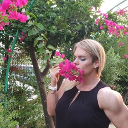 Pictures of Lida Khoury Geagea