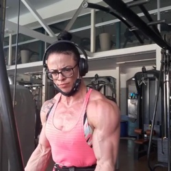 Pictures of Raquel Tofani