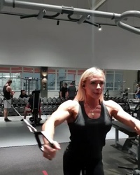 Larisa Savelyeva (laura_strix_)