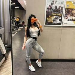 Pictures of Chenqi Liu