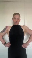 Pictures of Laura Perazzo (vanth_inkfit