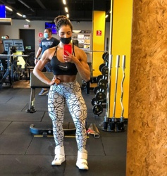 Pictures of Karol Alves