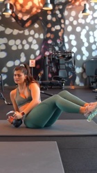 Elle Edwards (Livefitelle)