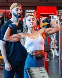 Female bodybuilders who like ordinary men.