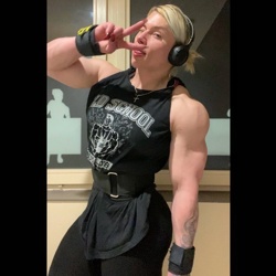 Pictures of Julia Föry