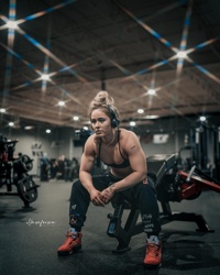 Pictures of Peyton Dutcher