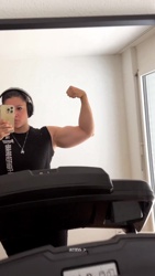 Pictures of Dunja Bitar