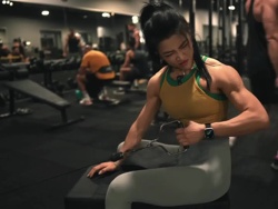 Lara Diàn Zhang (lara368zhang) (larafit)