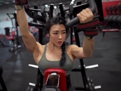 Lara Diàn Zhang (lara368zhang) (larafit)