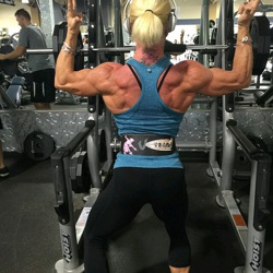 Laura Zuniga